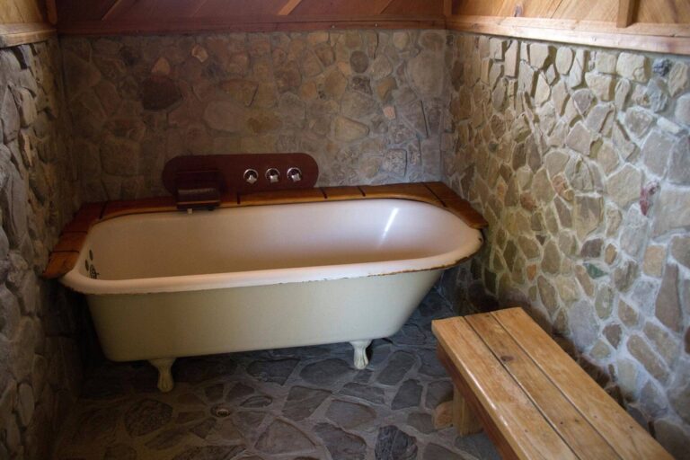 Photo Tour - Image Gallery | Mercey Hot Springs